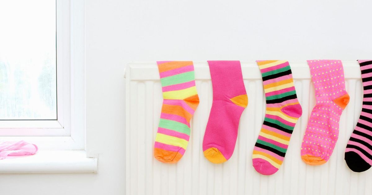 Če pozimi perilo sušite na radiatorju, delate NAPAKO! Ta prostor je ...