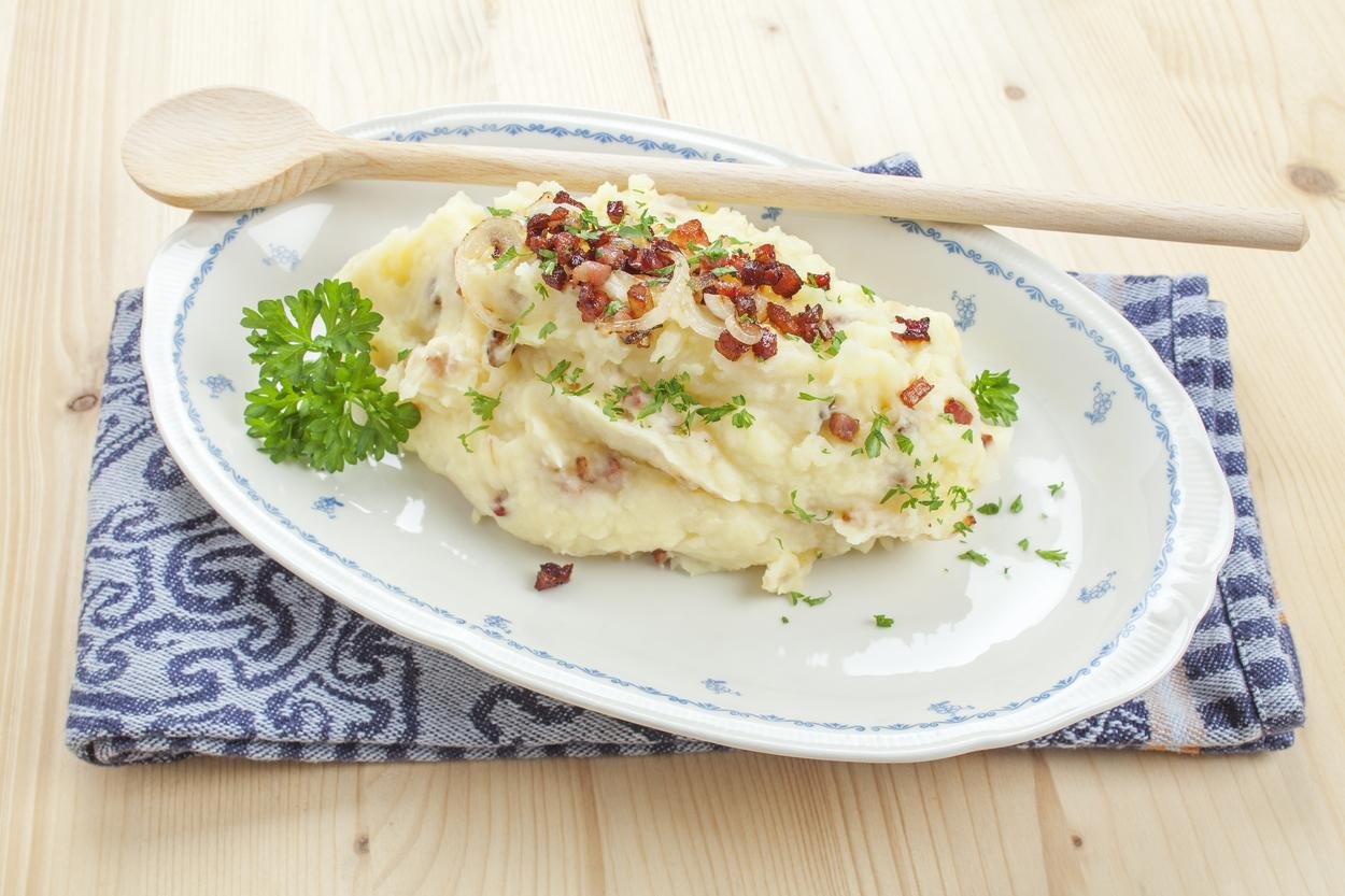 Kako razrežete krompir? Tu je trik za najbolj kremast in puhast pire ...