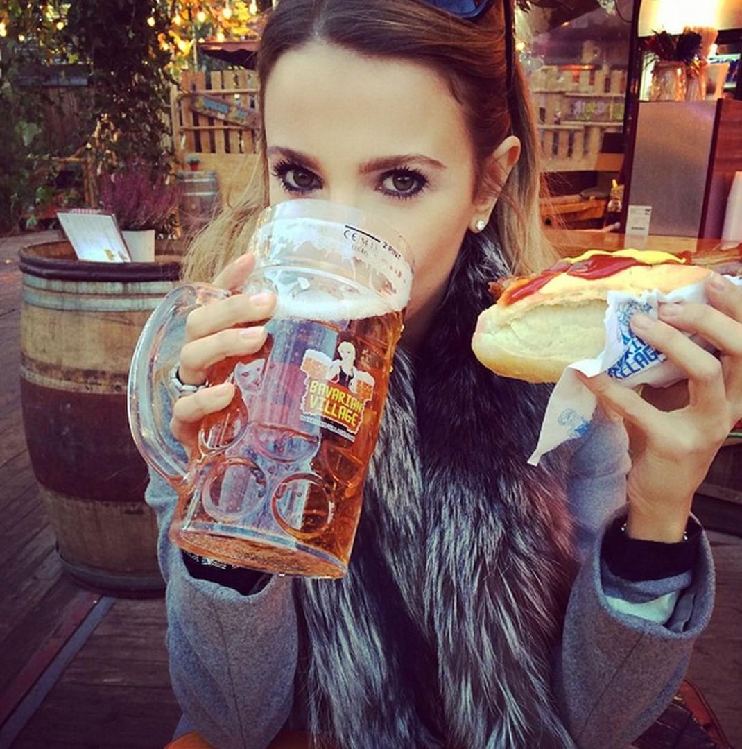 Pivce za živce? TO se v vašem telesu zgodi, če vsak dan pijete PIVO ...