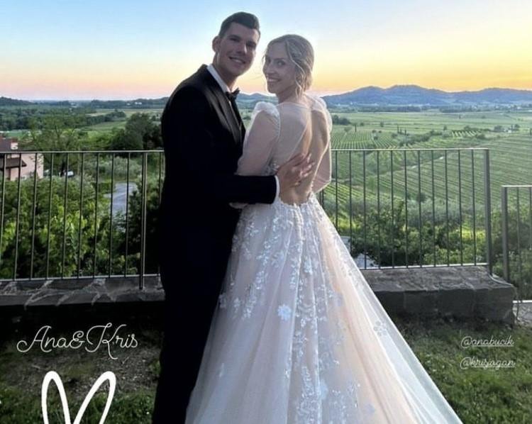 Ste videli, kako lepa nevesta je bila naša odlična smučarka Ana Bucik ...